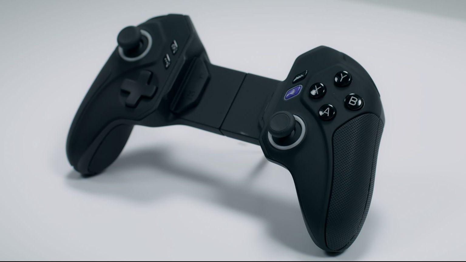 ELO Vagabond Kickstarter Looks to Turn Your Smartphone Into A Gaming ...