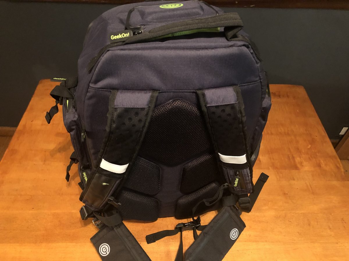 The best way to carry your board games — GeekOn! Ultimate Boardgame ...