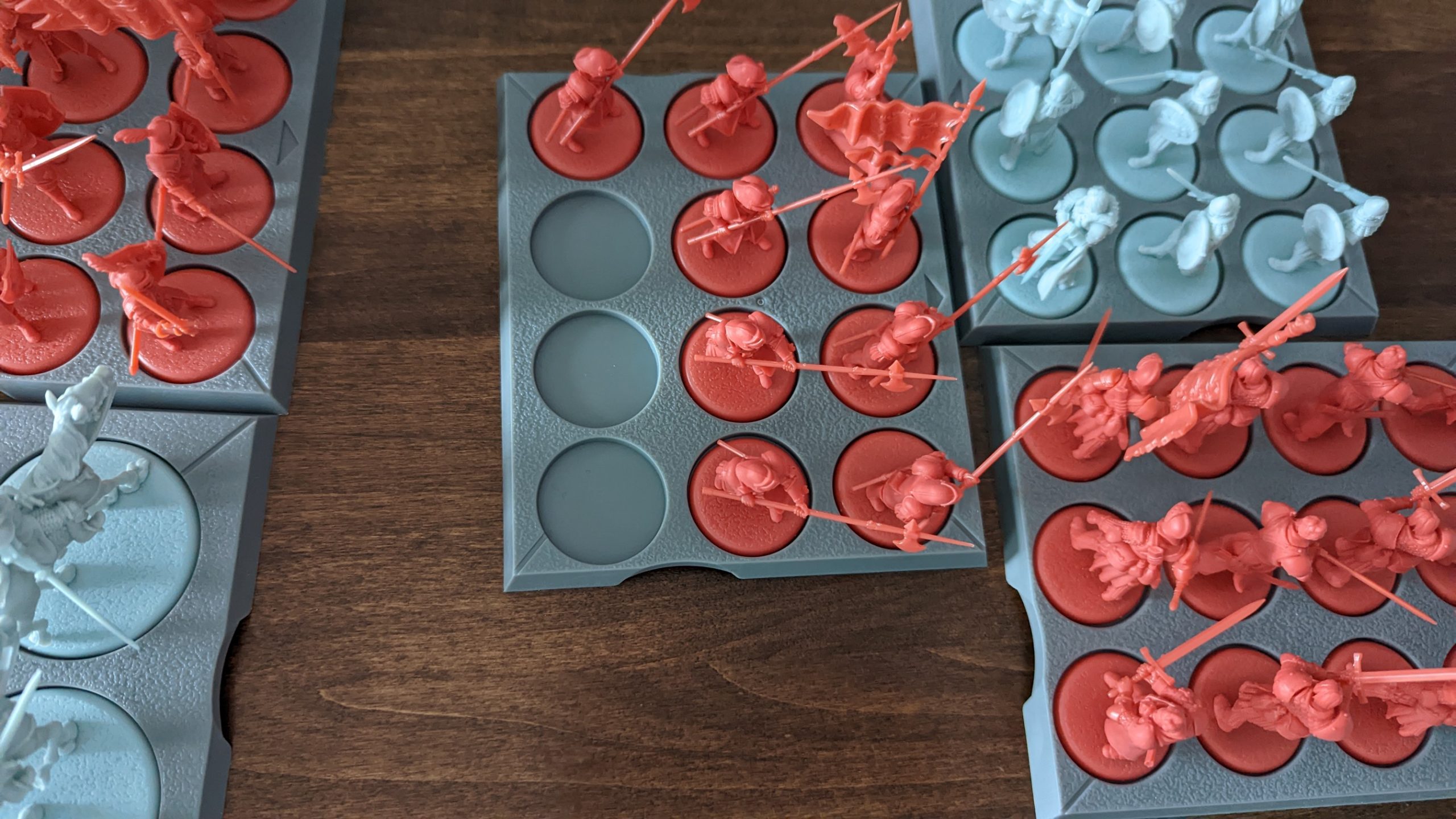 A Song of Ice & Fire: Tabletop Miniatures Game – Stark vs Lannister Starter Set review—wily ...