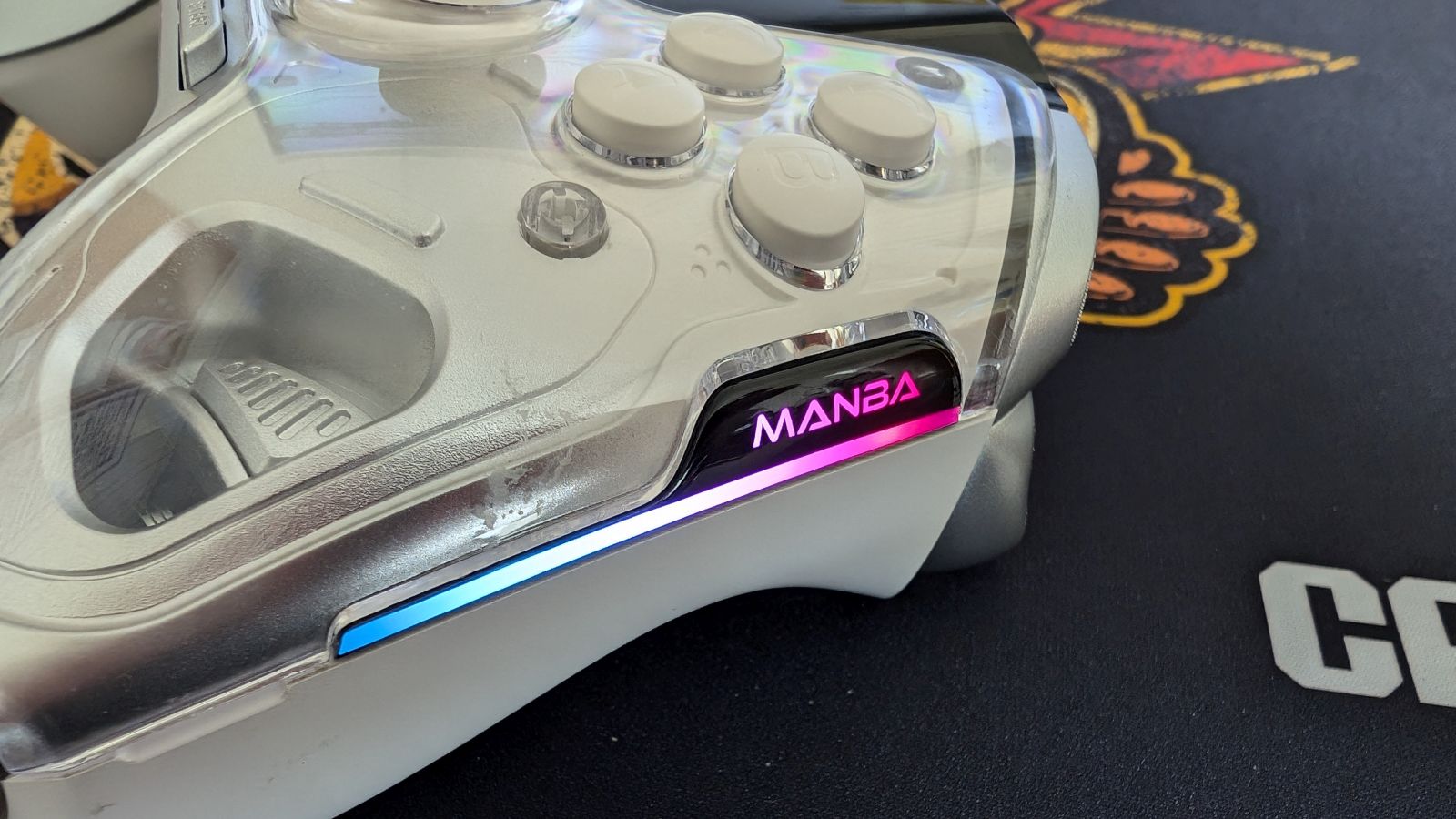 ManbaOne Interactive Screen wireless gaming controller review — One of ...