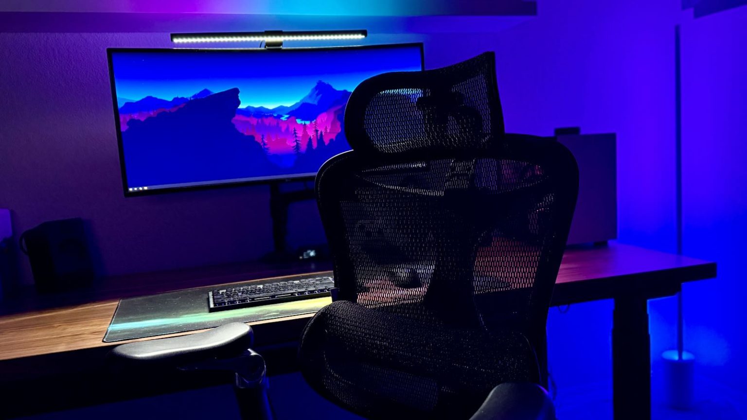 Quntis RGB Pro review — Task lighting meets RGB vibes for your gaming setup